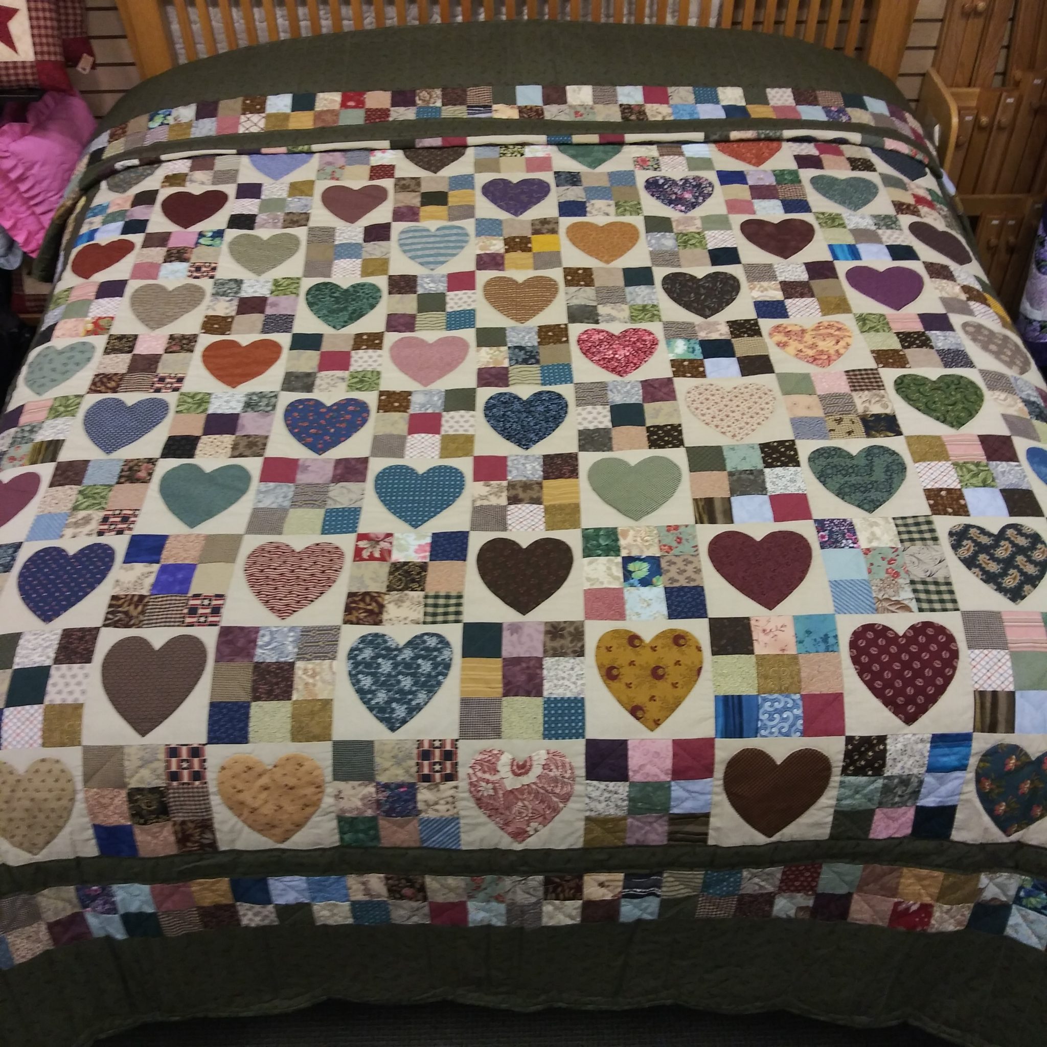 Country Hearts Quilt | Twin | Family Farm Handcrafts | Handmade