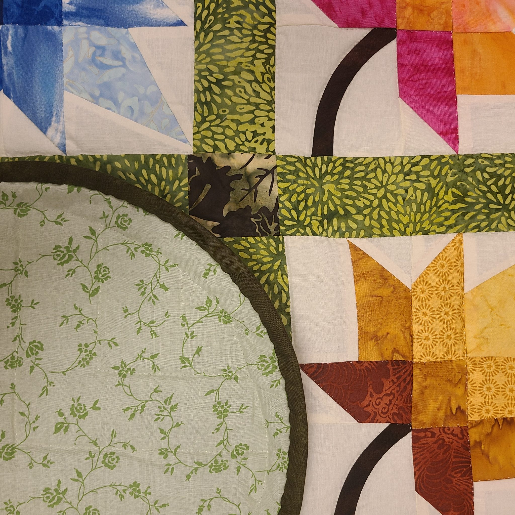 Autumn Splendor Quilt-Queen ~ Family Farm Handcrafts