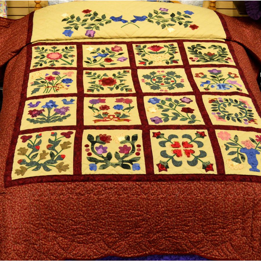 Applique-Quilt ~ Family Farm Handcrafts