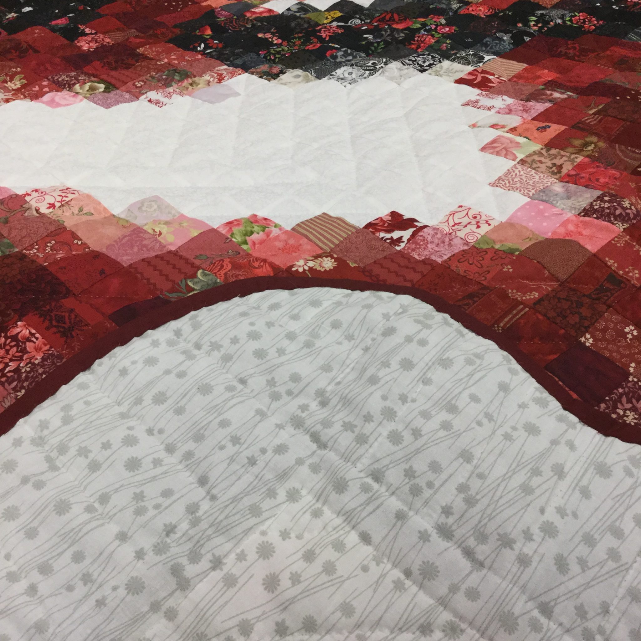 Linking Heart Quilt - Queen ~ Family Farm Handcrafts