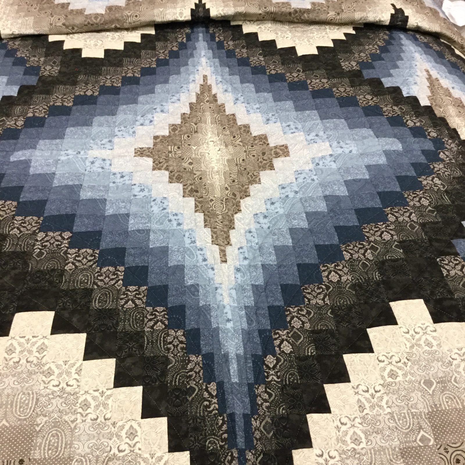 Argyle Quilt - Queen ~ Family Farm Handcrafts