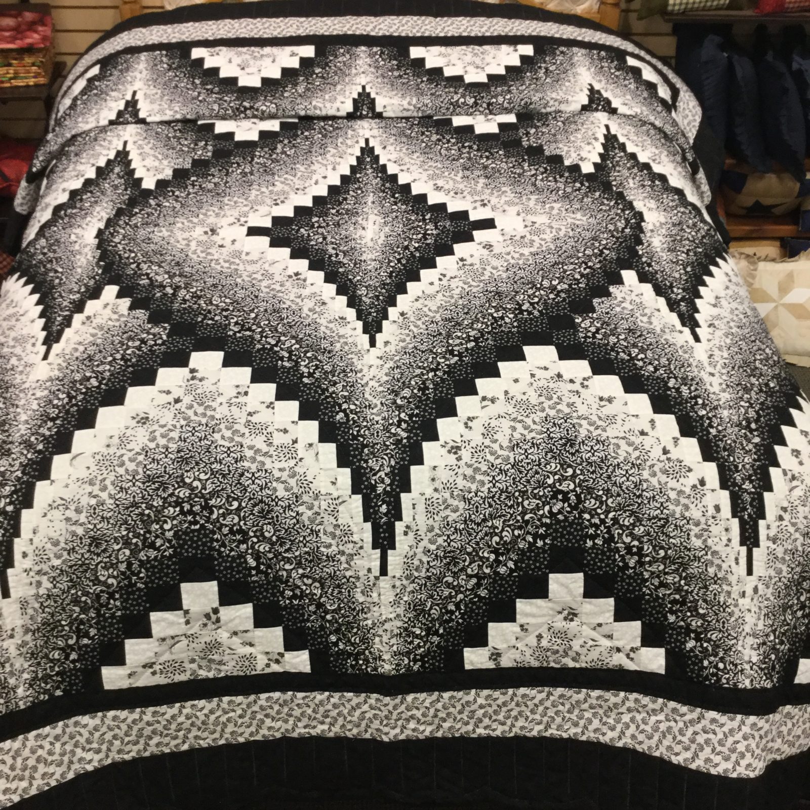 Argyle Quilt - Queen ~ Family Farm Handcrafts