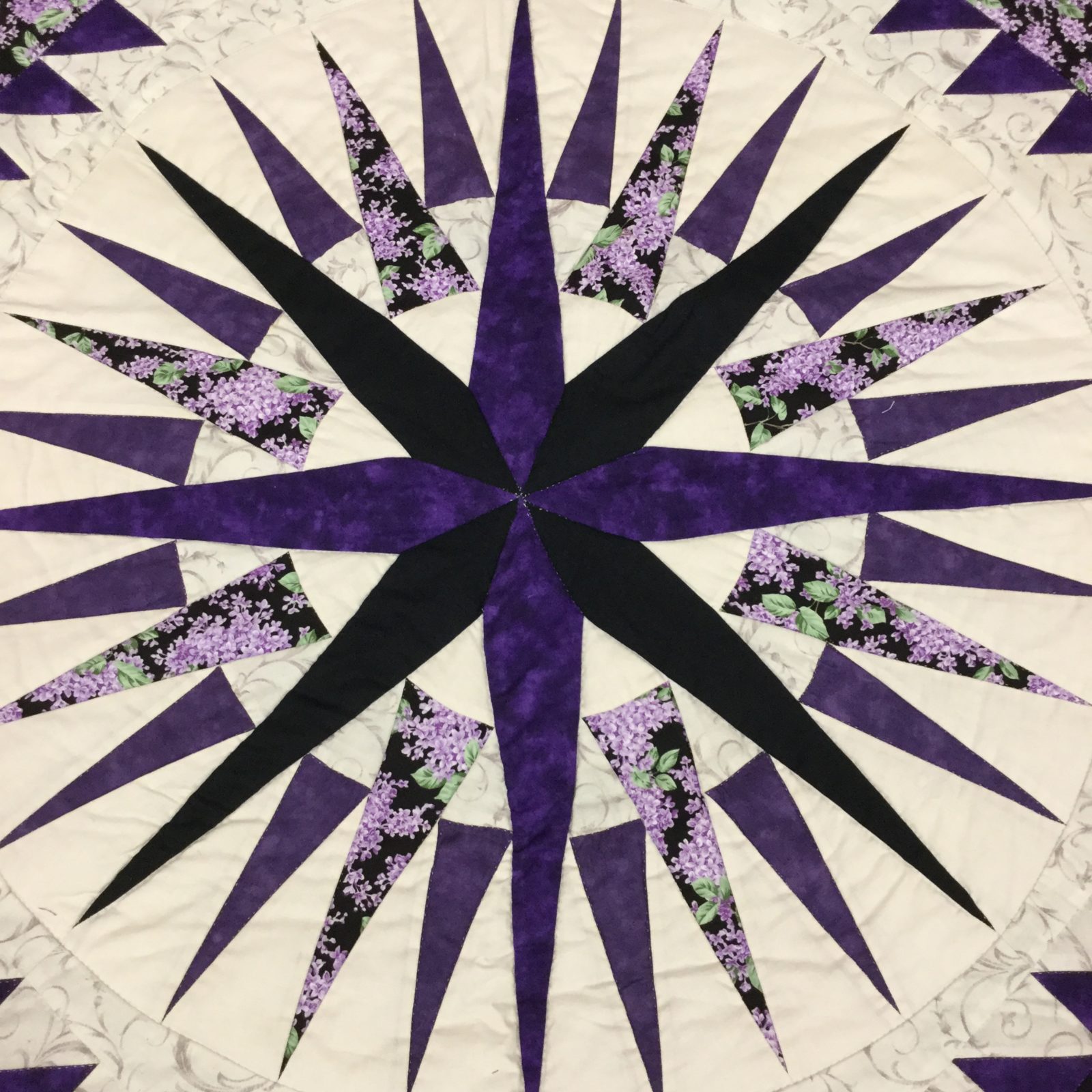 Mariner's Compass Quilt- Queen ~ Family Farm Handcrafts