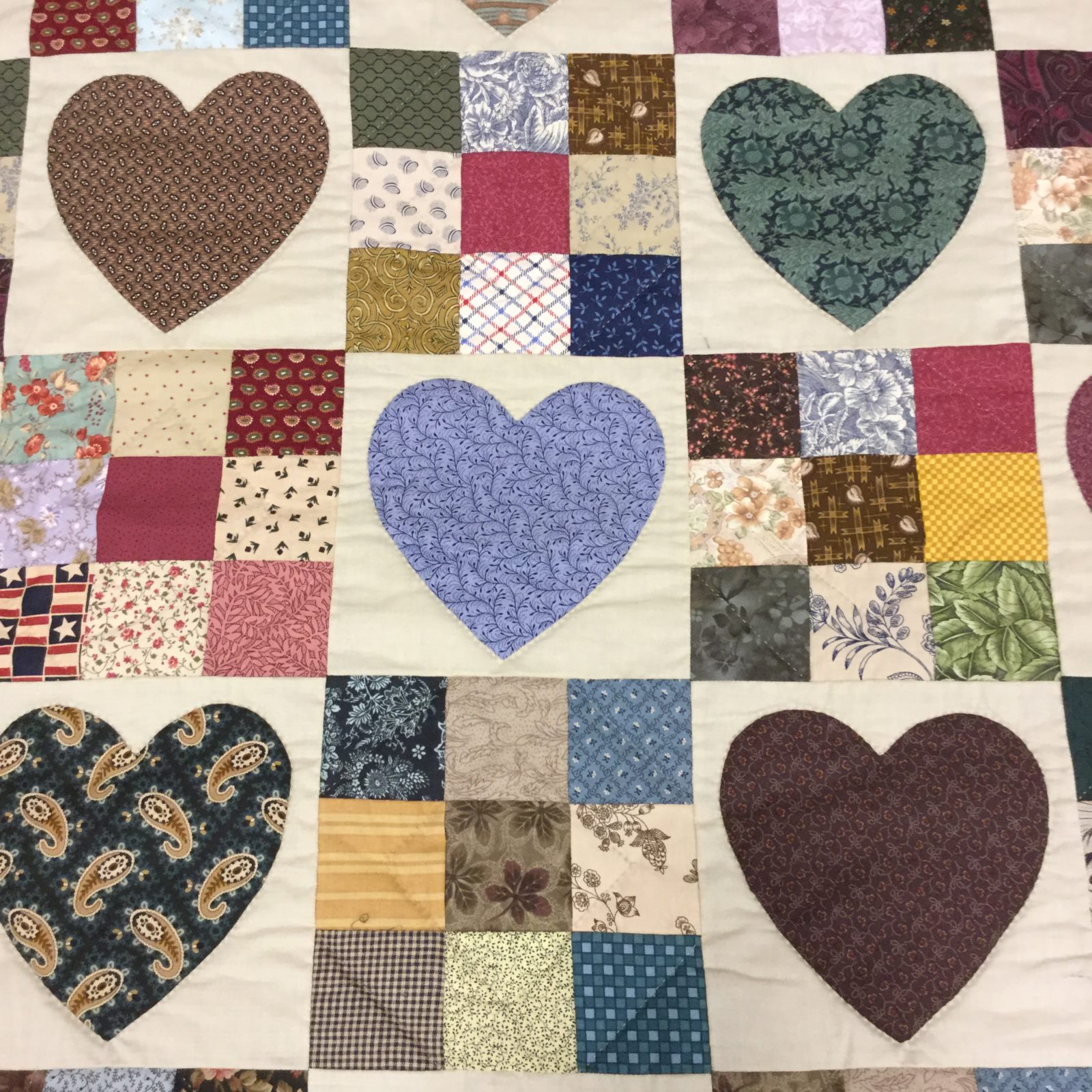 Country Hearts Quilt - Queen ~ Family Farm Handcrafts