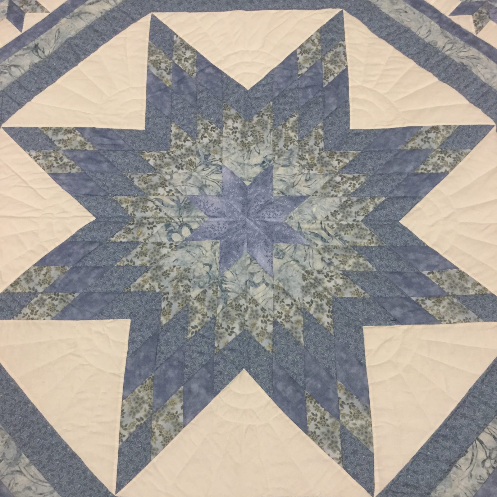 Twinkling Star Quilt - Queen ~ Family Farm Handcrafts