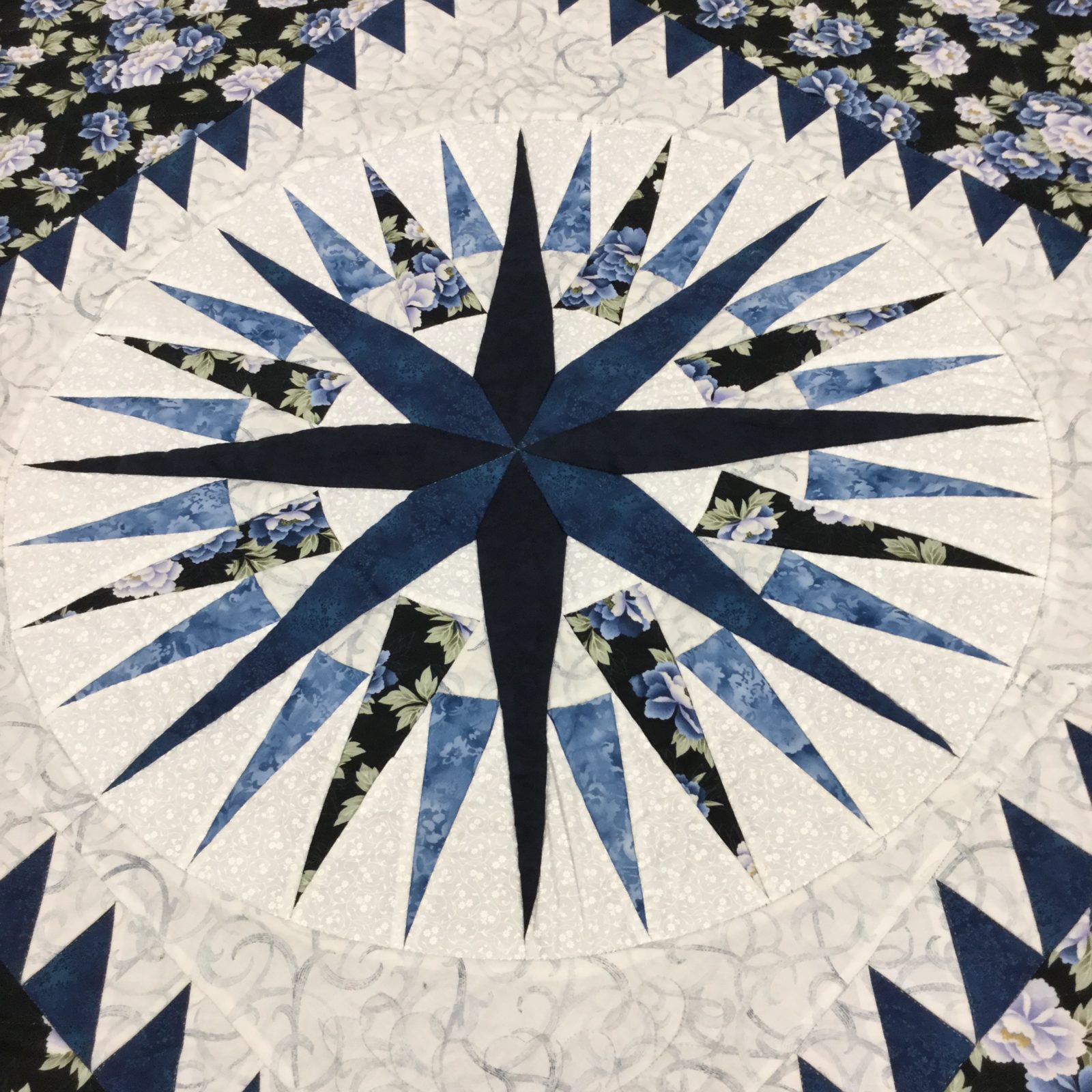 Mariner's Compass Quilt - King ~ Family Farm Handcrafts