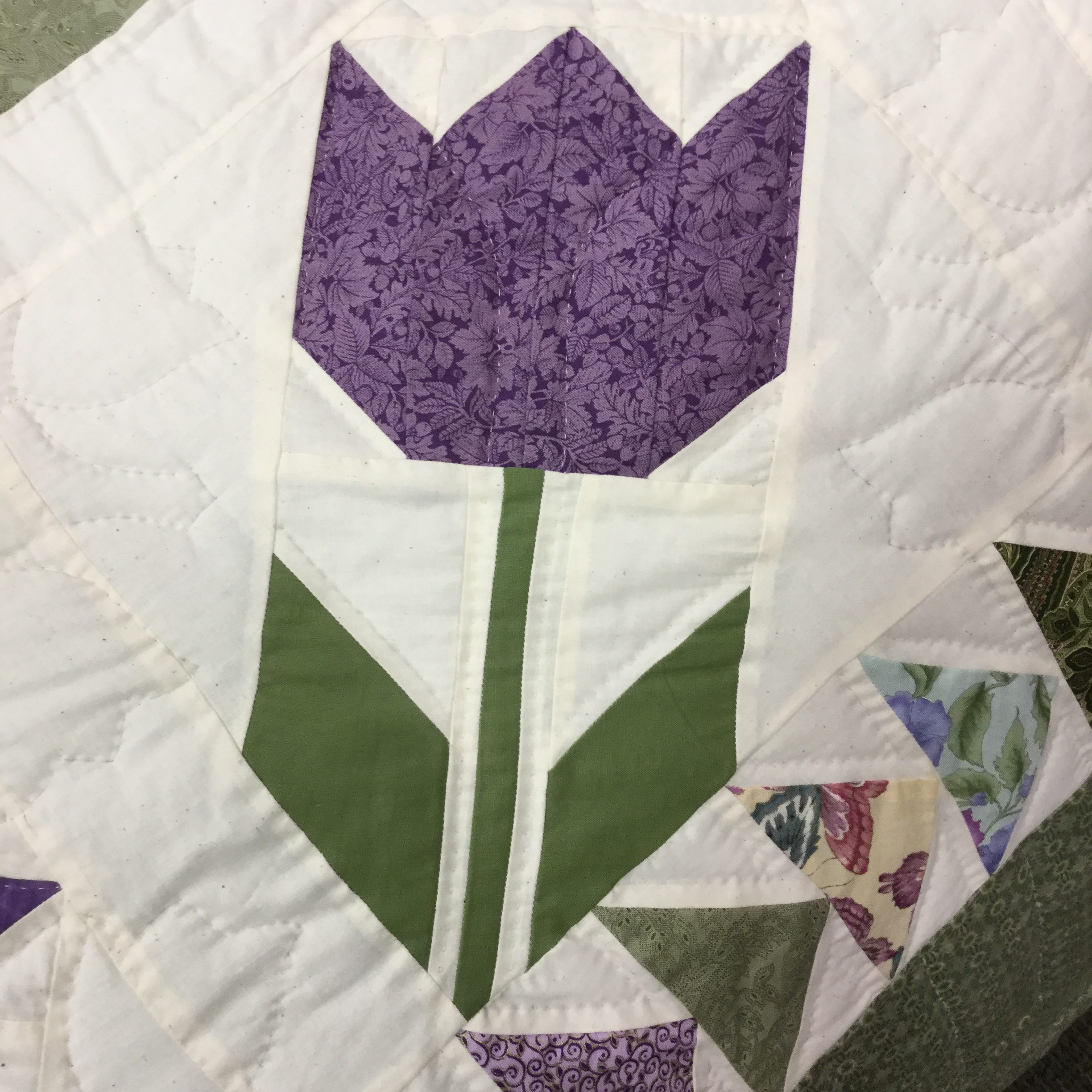Spring Tulip Quilt - Queen ~ Family Farm Handcrafts
