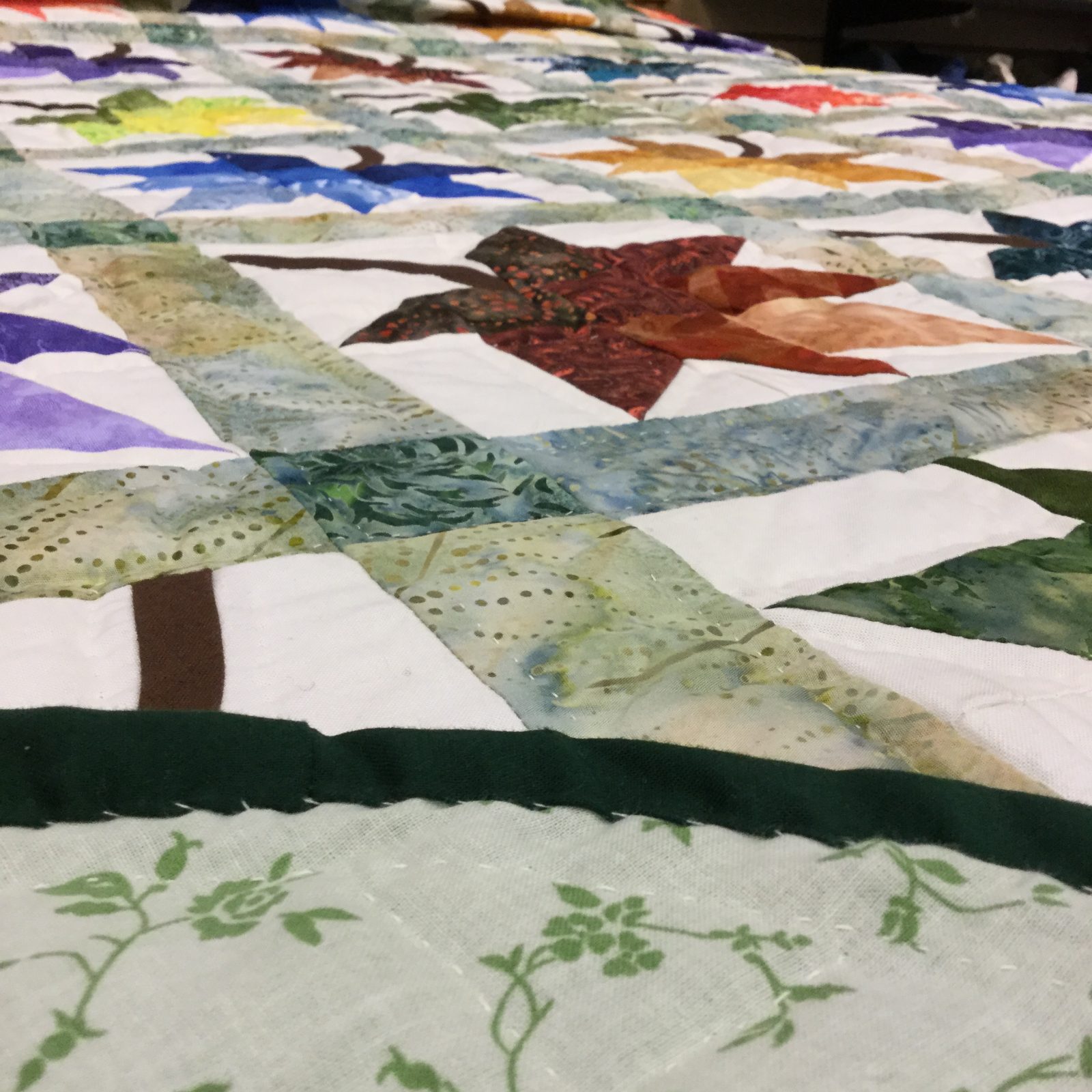 Autumn Splendor Quilt - Queen ~ Family Farm Handcrafts