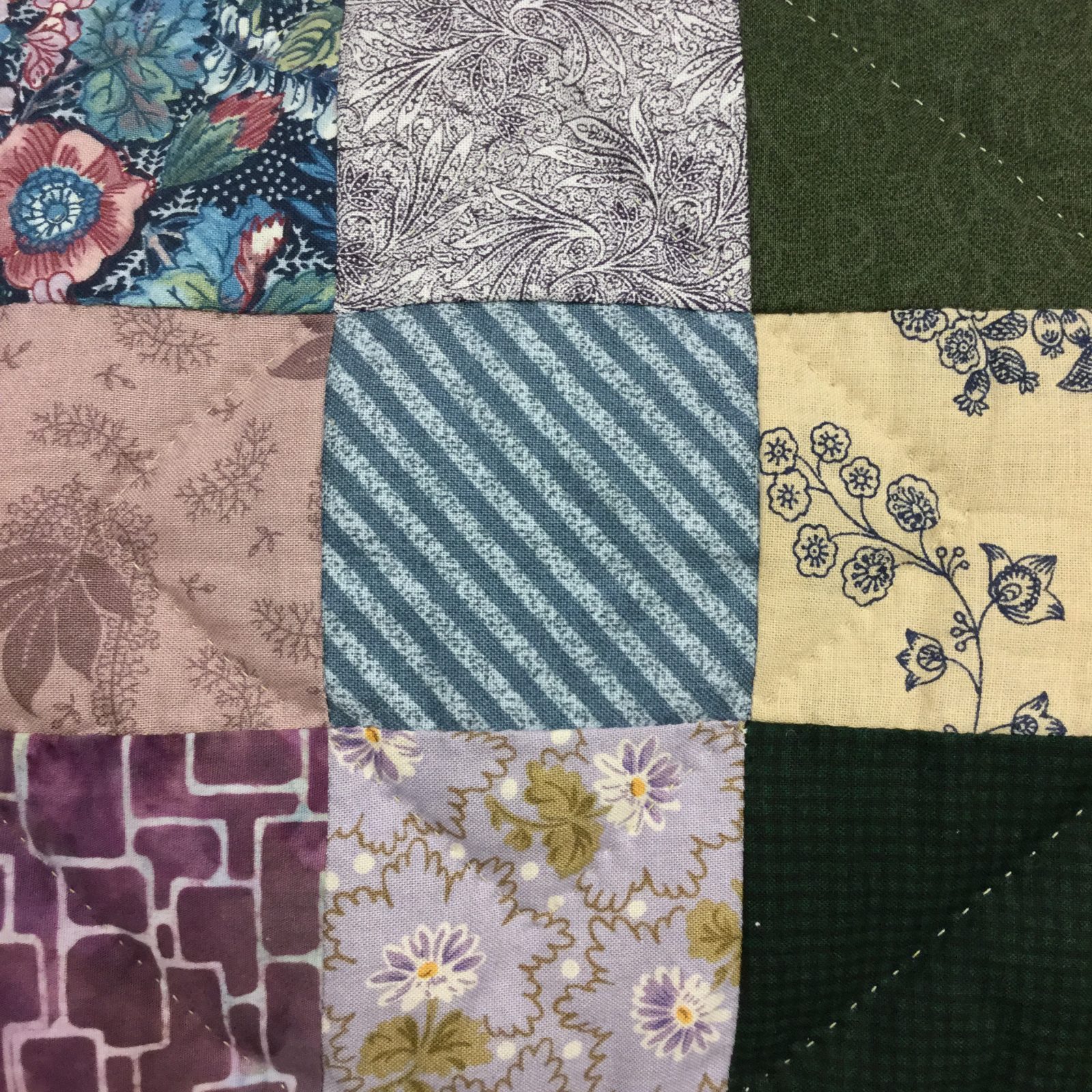 Country Hearts Quilt - King ~ Family Farm Handcrafts