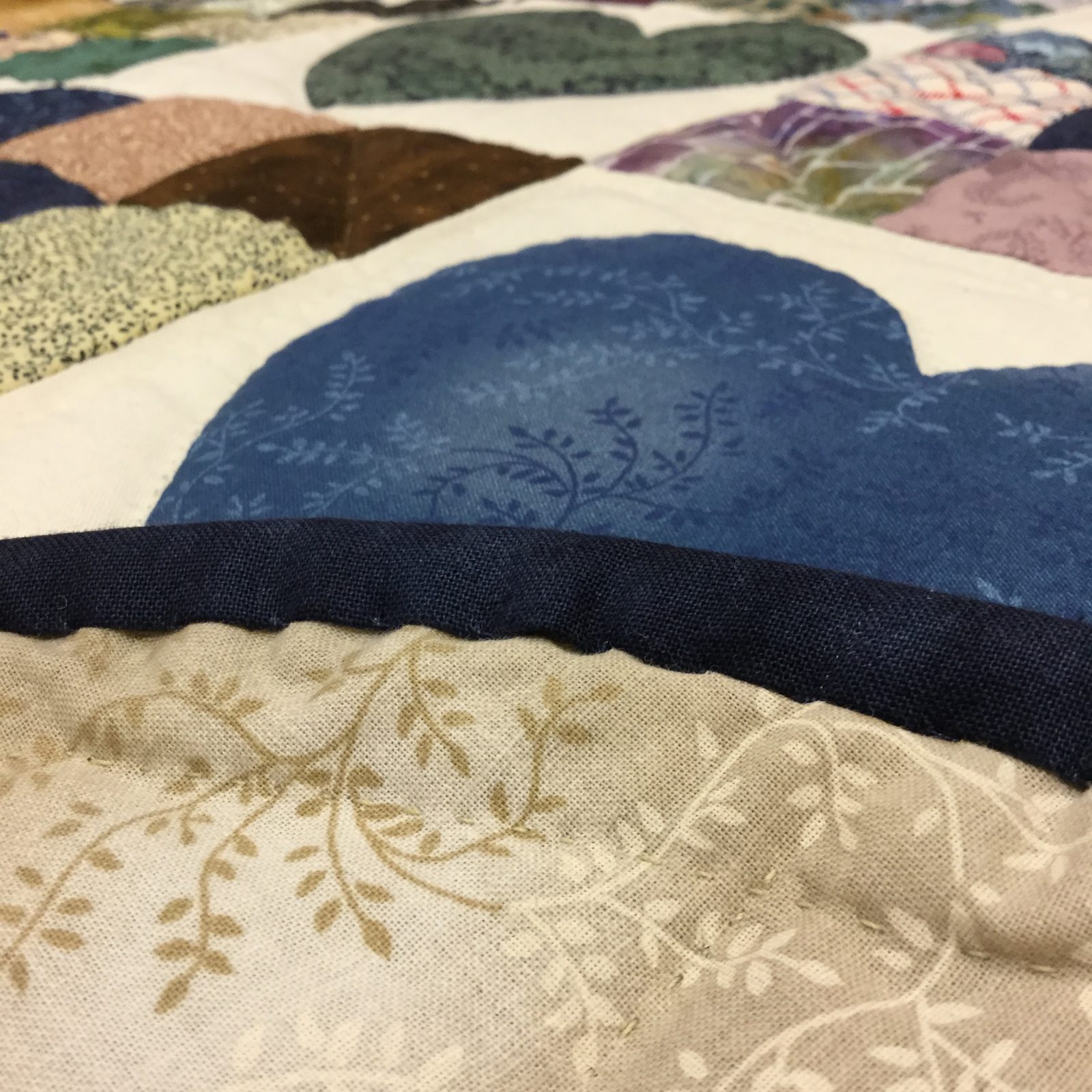 Country Hearts Quilt - King ~ Family Farm Handcrafts