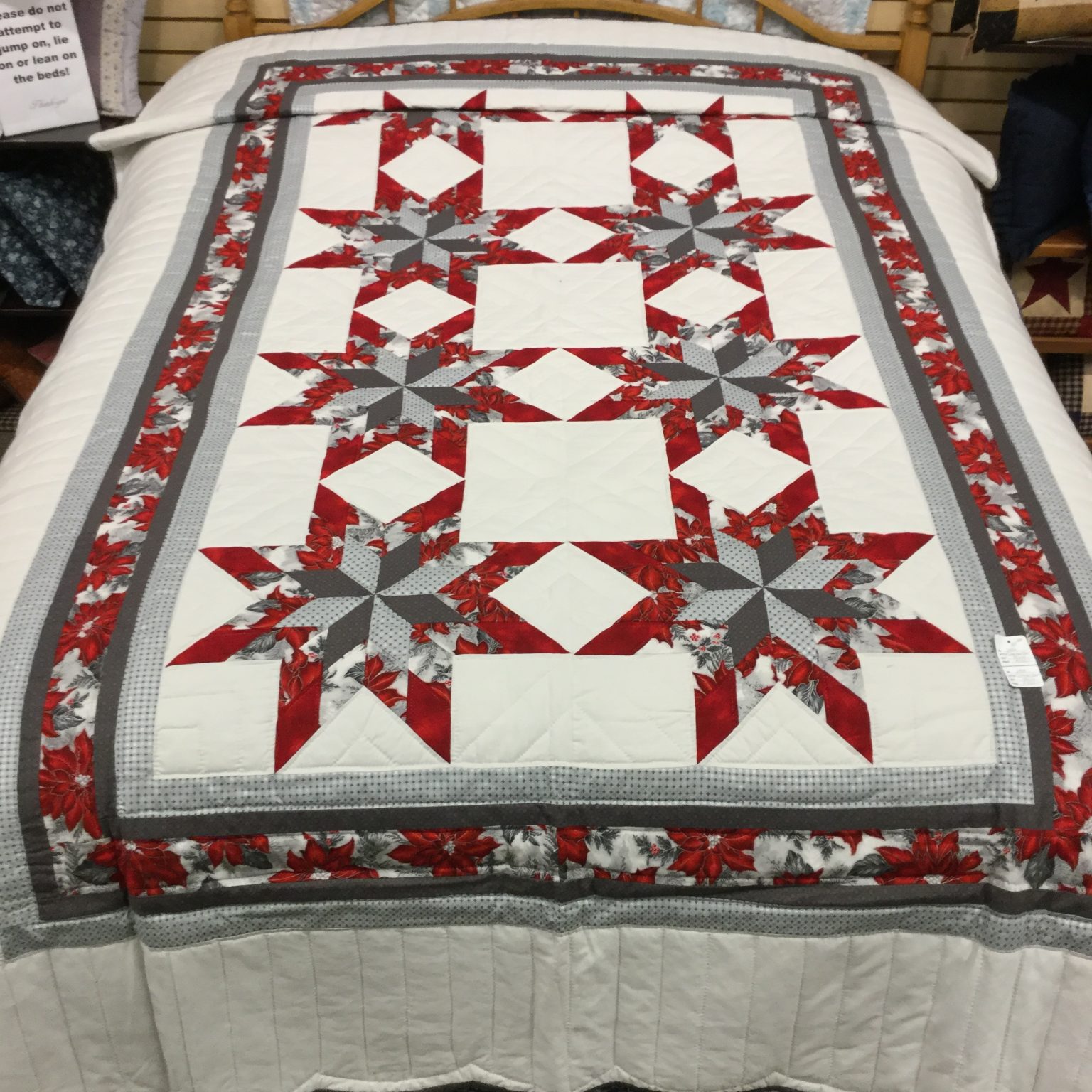 Colonial Star Quilt - Twin ~ Family Farm Handcrafts