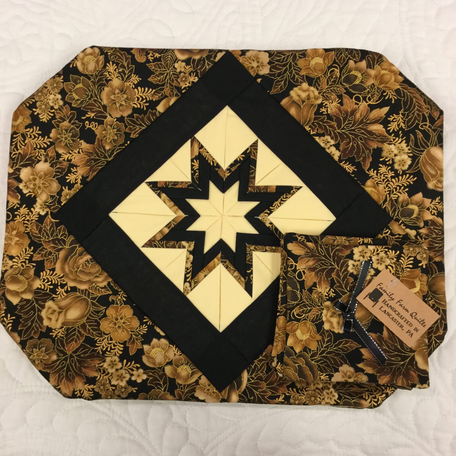 Folded Star Placemats | Family Farm Handcrafts | Hand Quilted