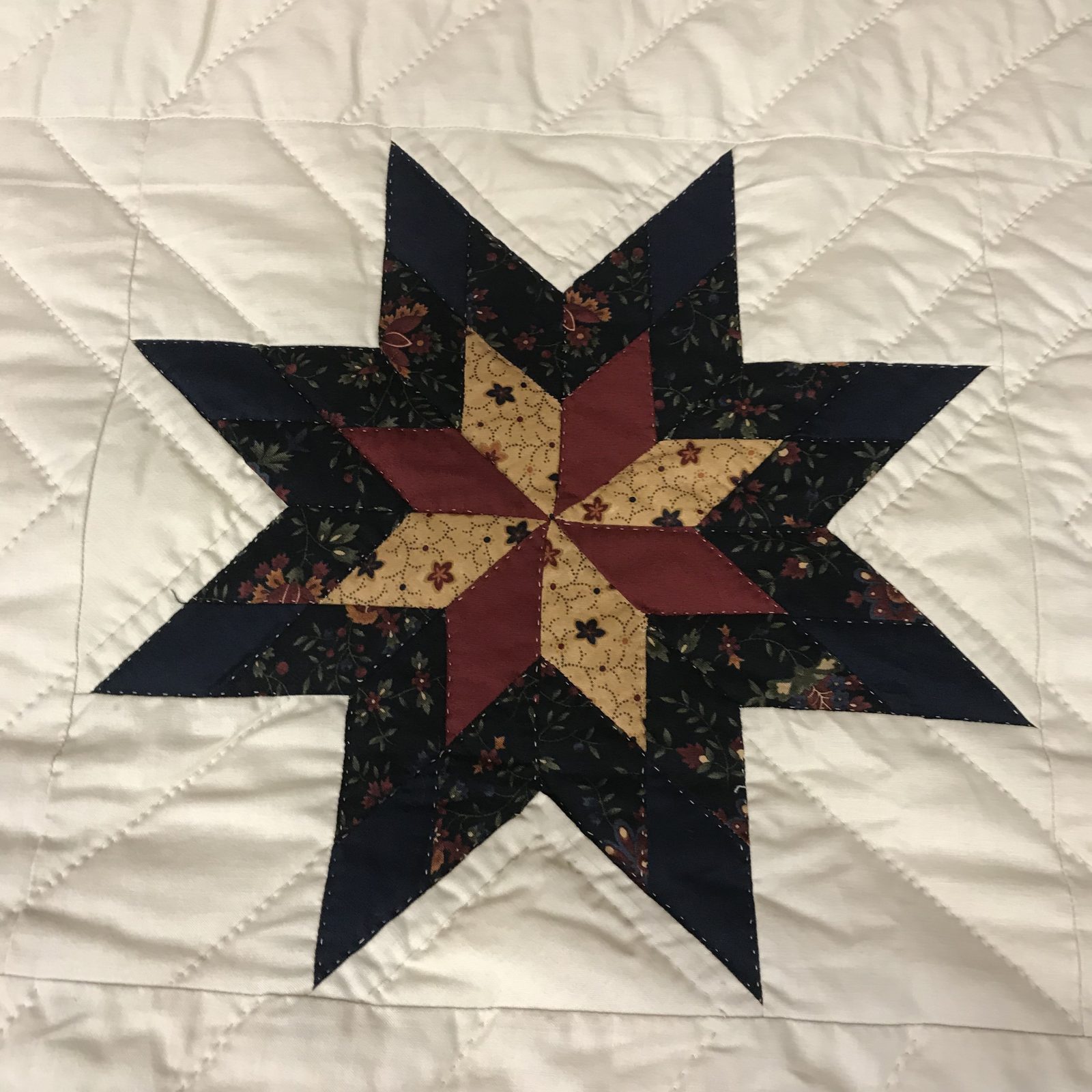 Broken Star Quilt- King ~ Family Farm Handcrafts