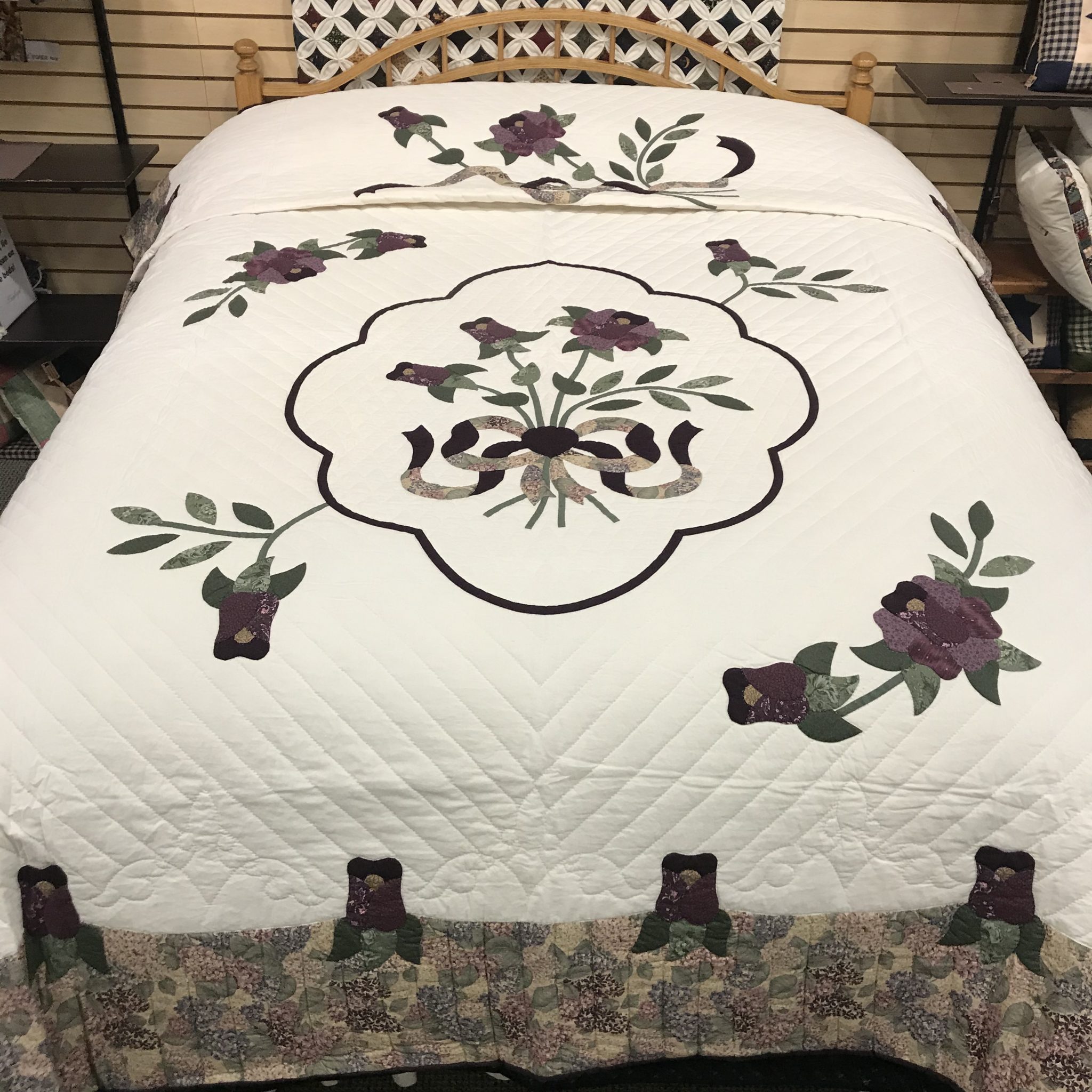 Celtic Rose Quilt- Queen ~ Family Farm Handcrafts