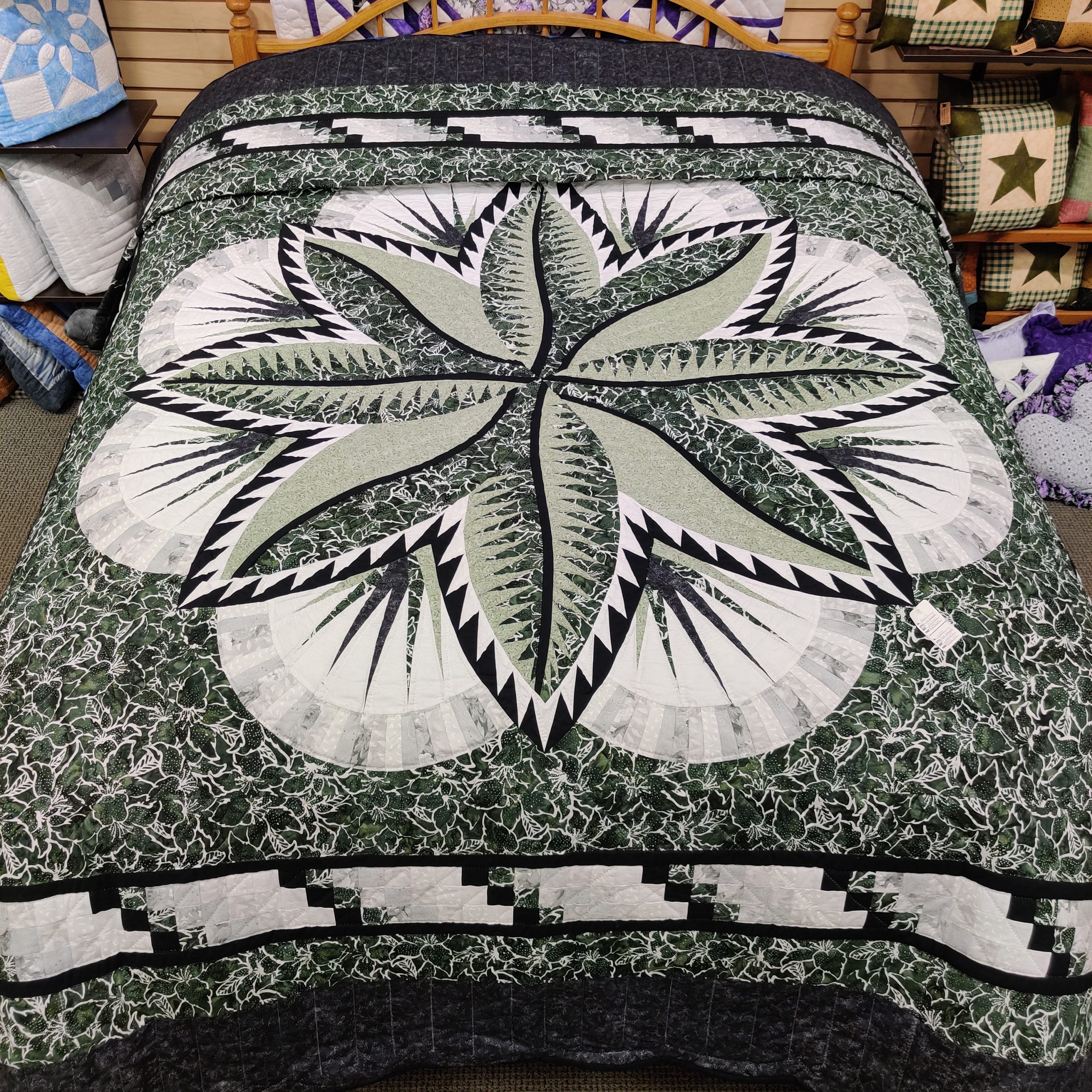 Fire Island Hosta Quilt - Queen ~ Family Farm Handcrafts