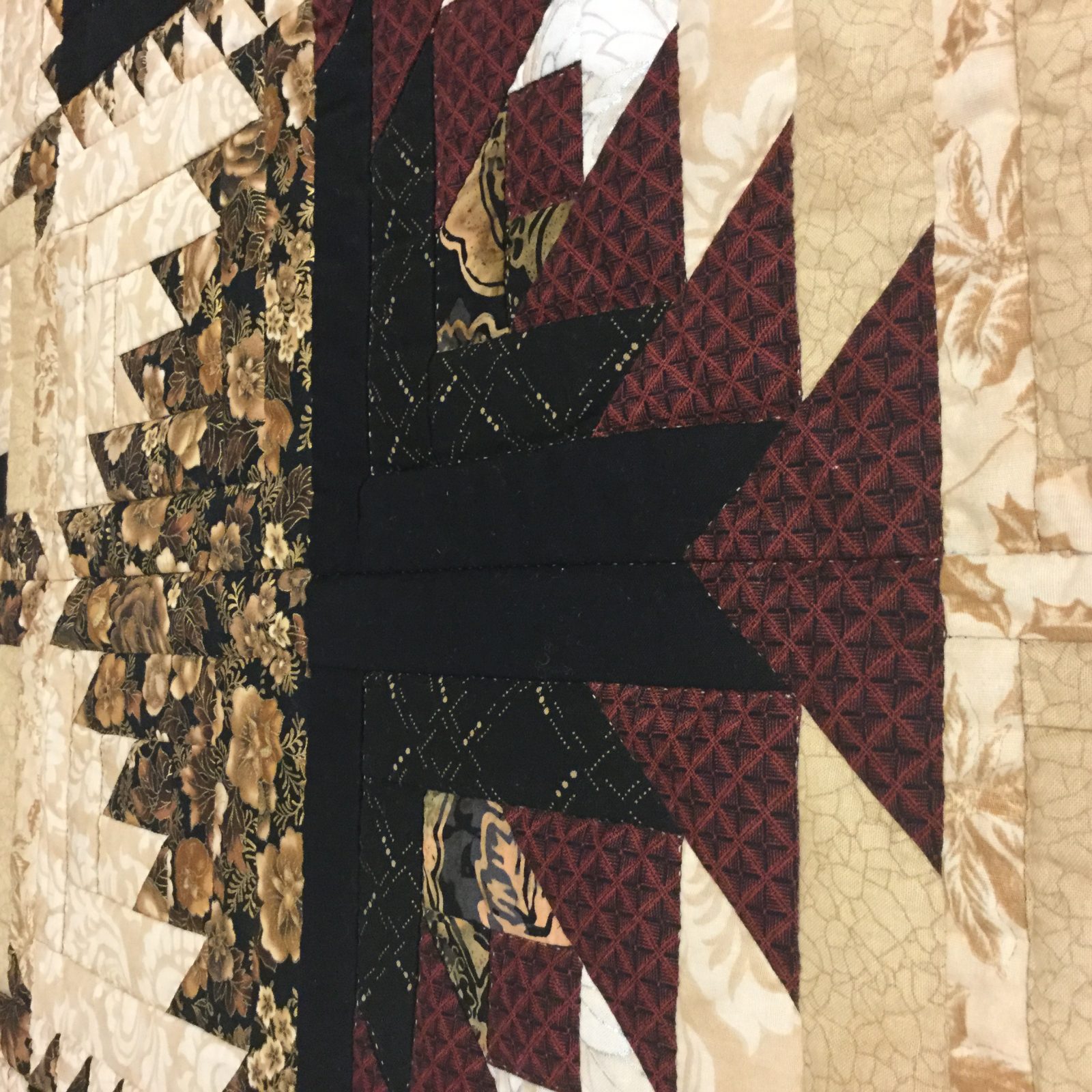 Eureka Quilt | King | Family Farm Handcrafts | Handmade