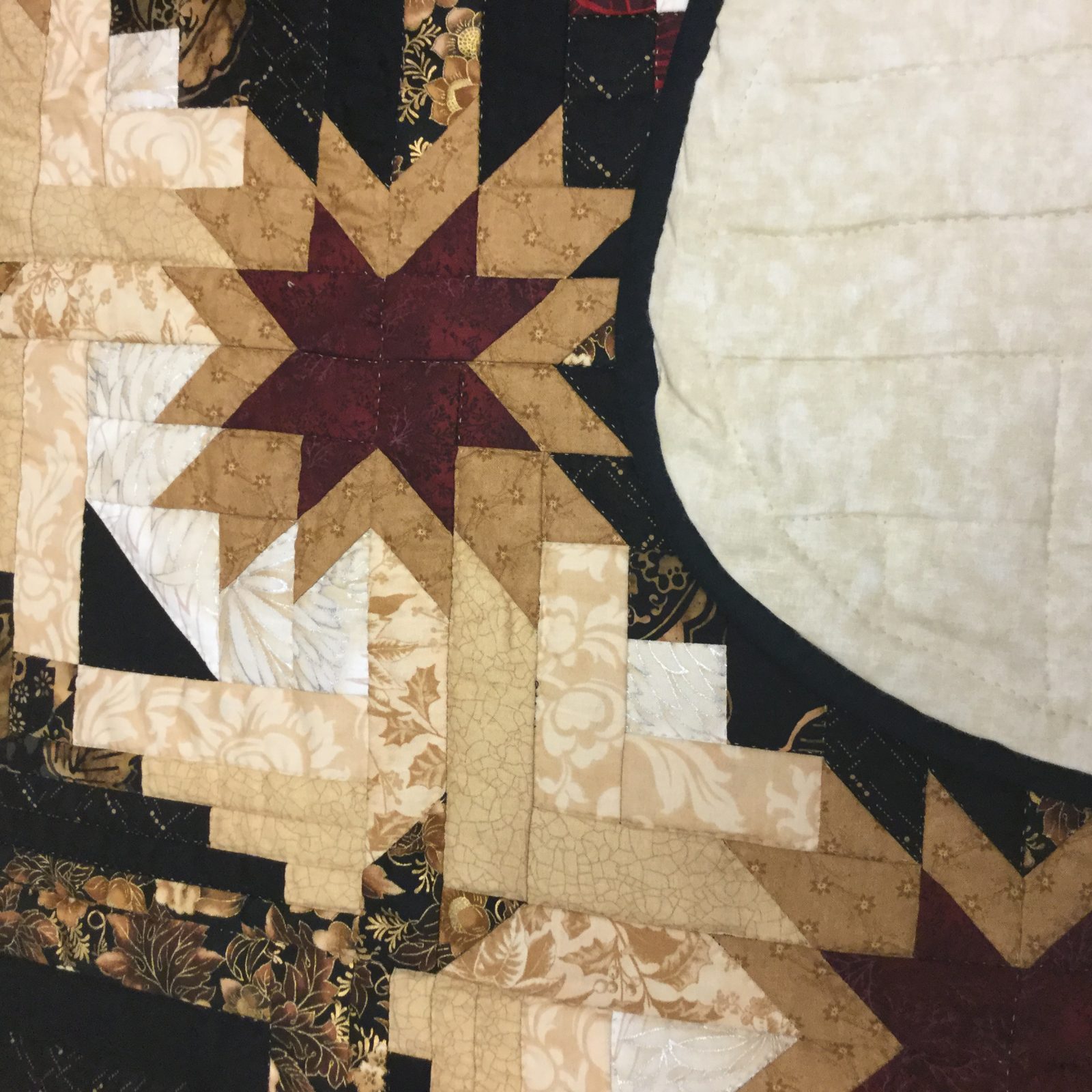 Eureka Quilt | King | Family Farm Handcrafts | Handmade