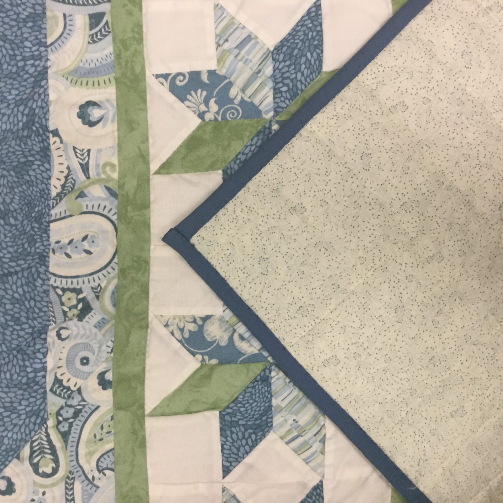 Twinkling Star Quilt | Queen | Family Farm Handcrafts | Handmade