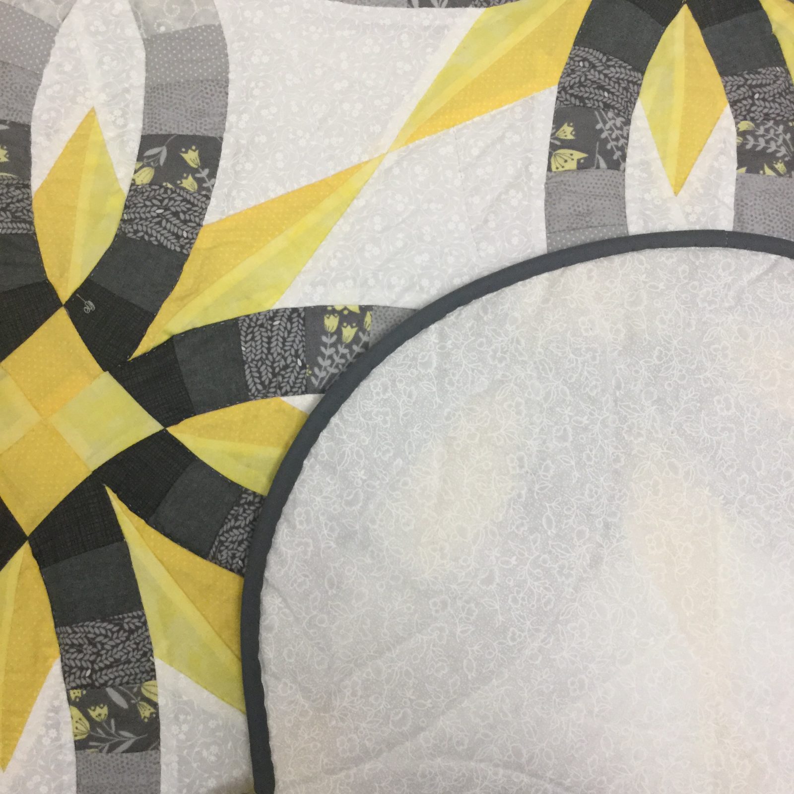 Star Wedding Ring Quilt | Family Farm Handcrafts | Handmade