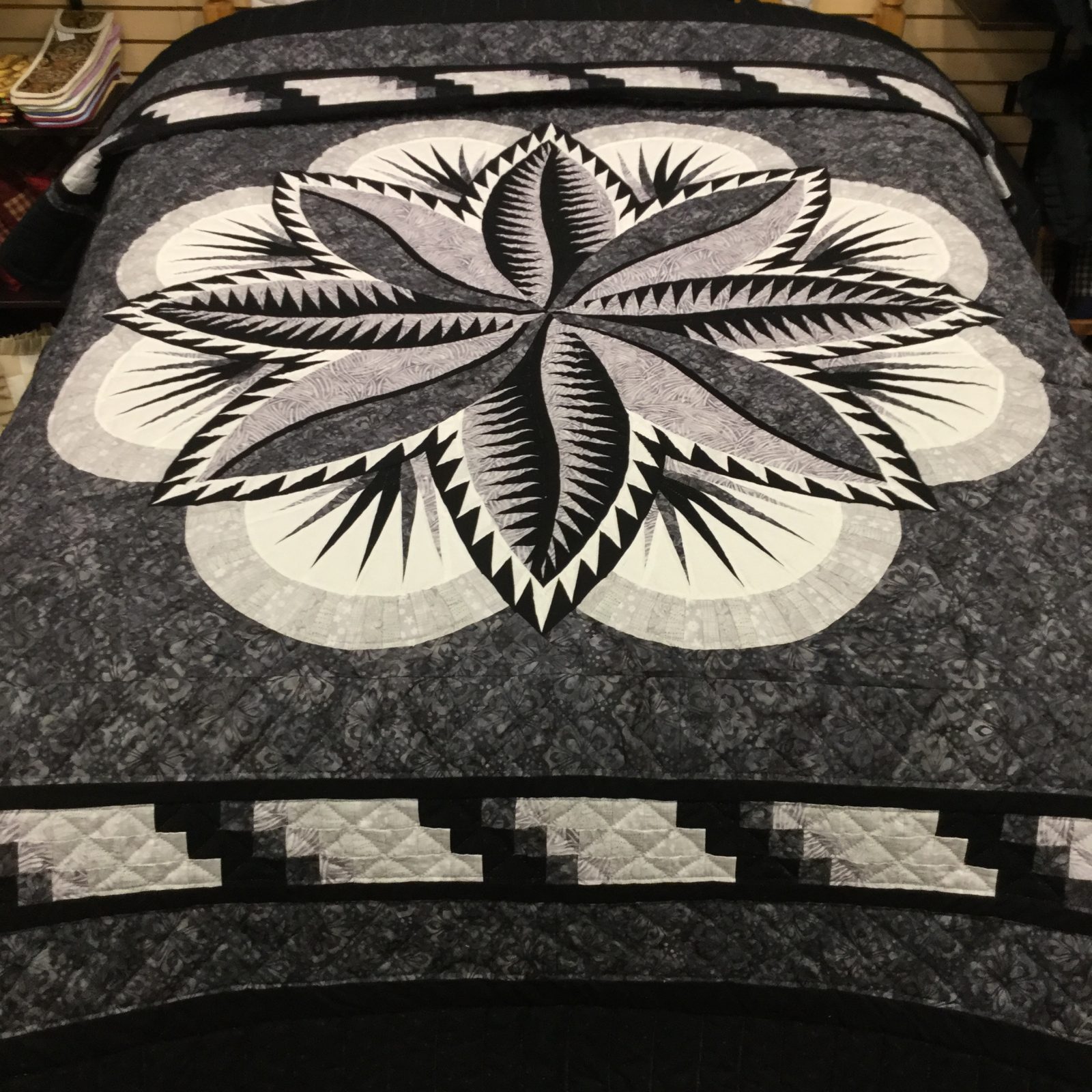 Fire Island Hosta Quilt | Queen | Family Farm Handcrafts