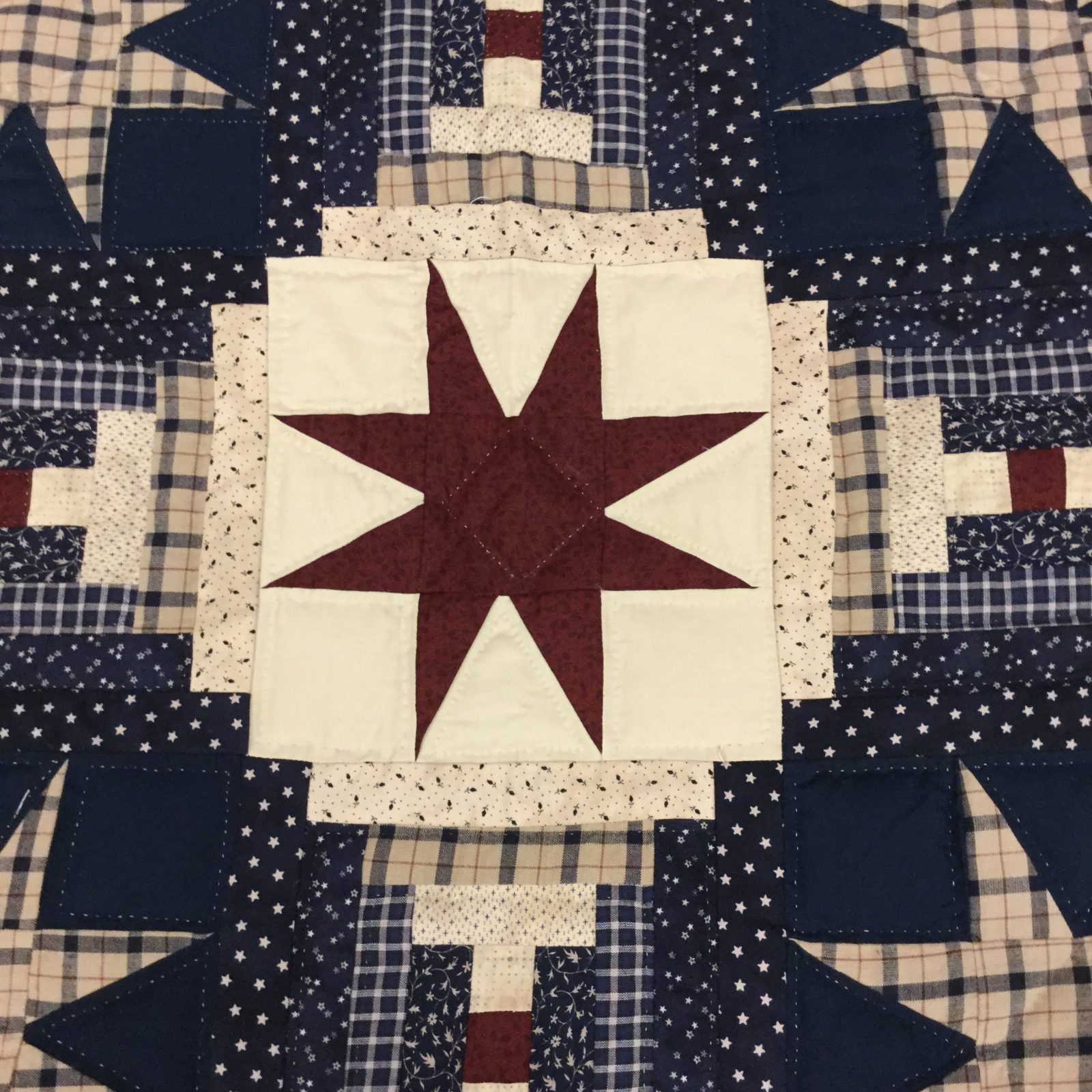 Eight Point Star Quilt | Queen | Family Farm Handcrafts