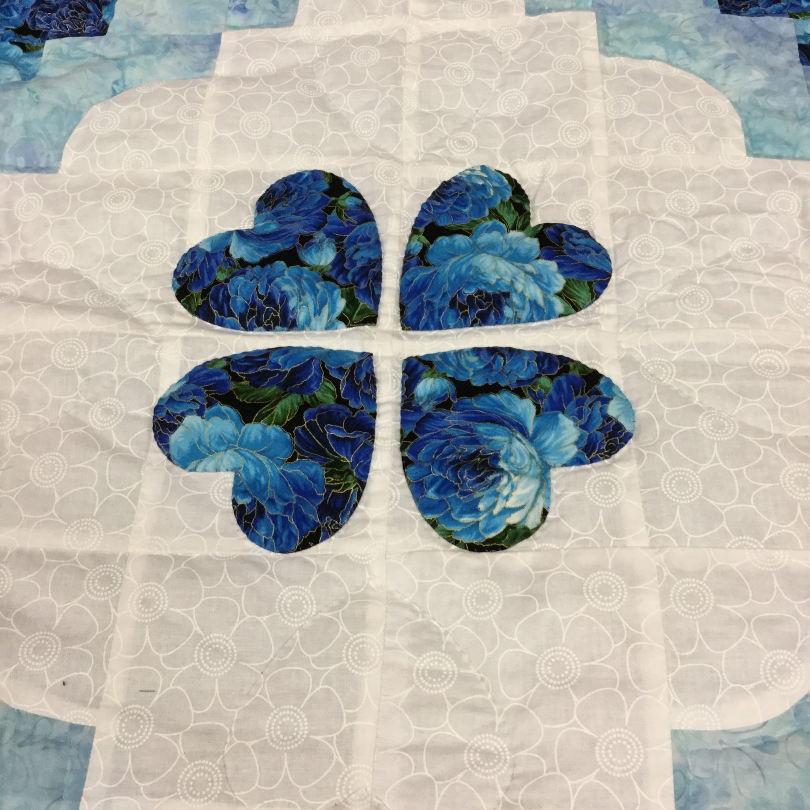 Hearts All Around Quilt | Family Farm Handcrafts | Queen