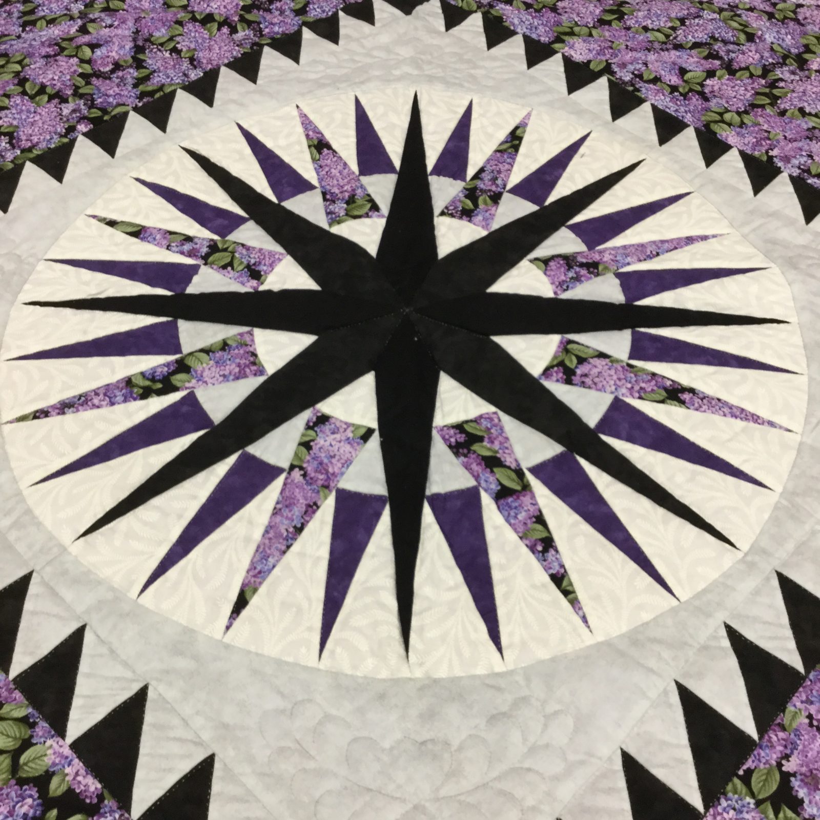 Mariner's Compass Quilt | King | Family Farm Handcrafts