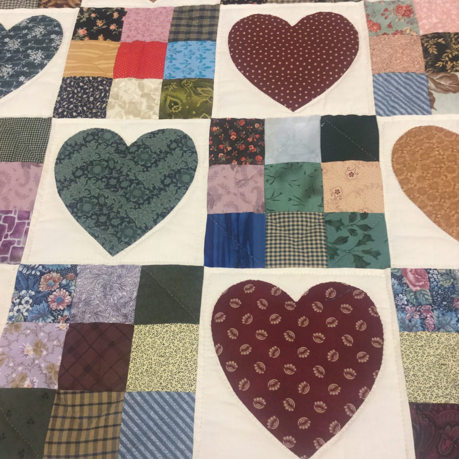 Country Hearts Quilt-Queen ~ Family Farm Handcrafts